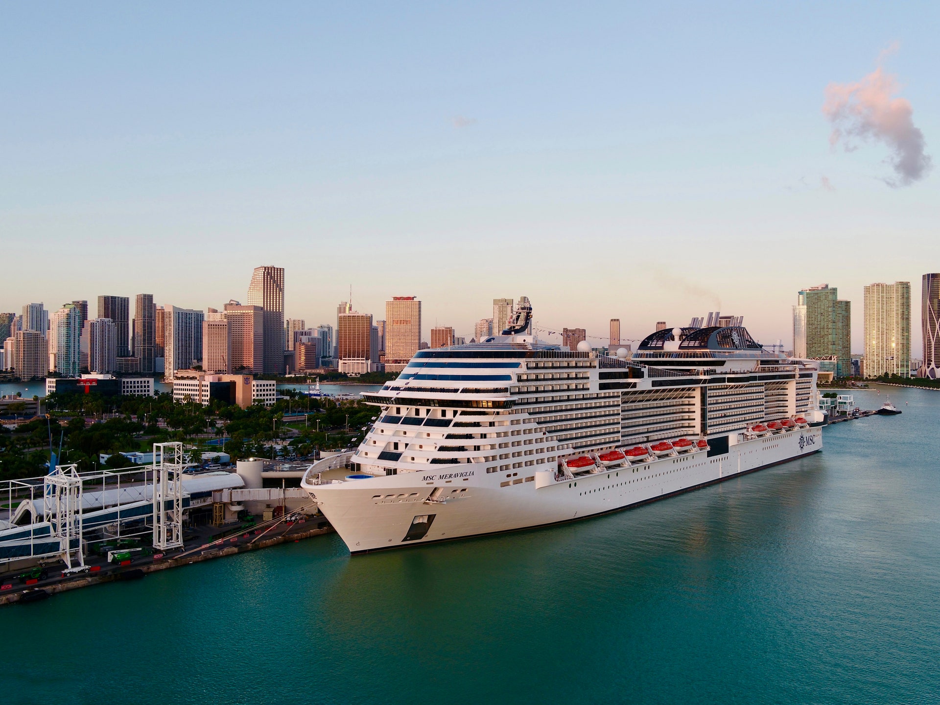 2021’s Top 3 Mega Cruise Lines – Easy Breezy Journeys